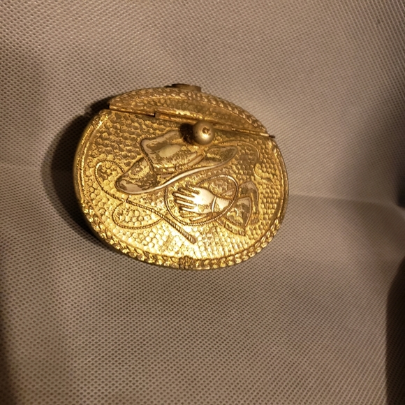 Accents | Vintage Oval Gold Tone Western Trinket Box | Poshmark